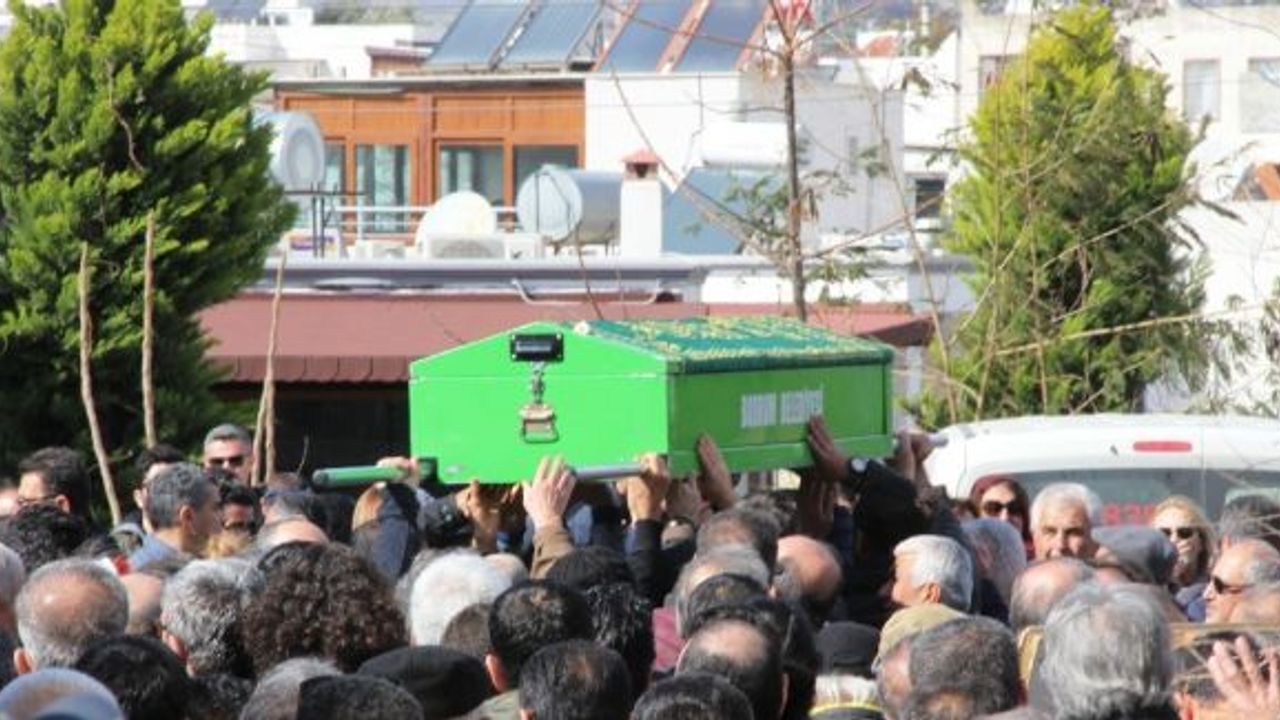 Ünlülerin mimarı Cenap Tezer son yolculuğuna uğurlandı - Hukuki Haber