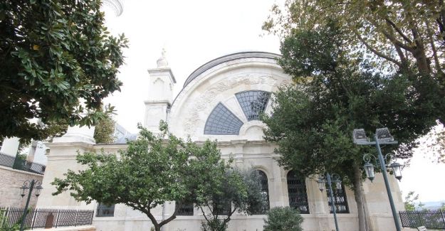 Tarihi Cihangir Camii’nin restorasyon çalışmaları bitti - Hukuki Haber Tarihi Cihangir Camii’nin restorasyon çalışmaları bitti - Hukuki Haber